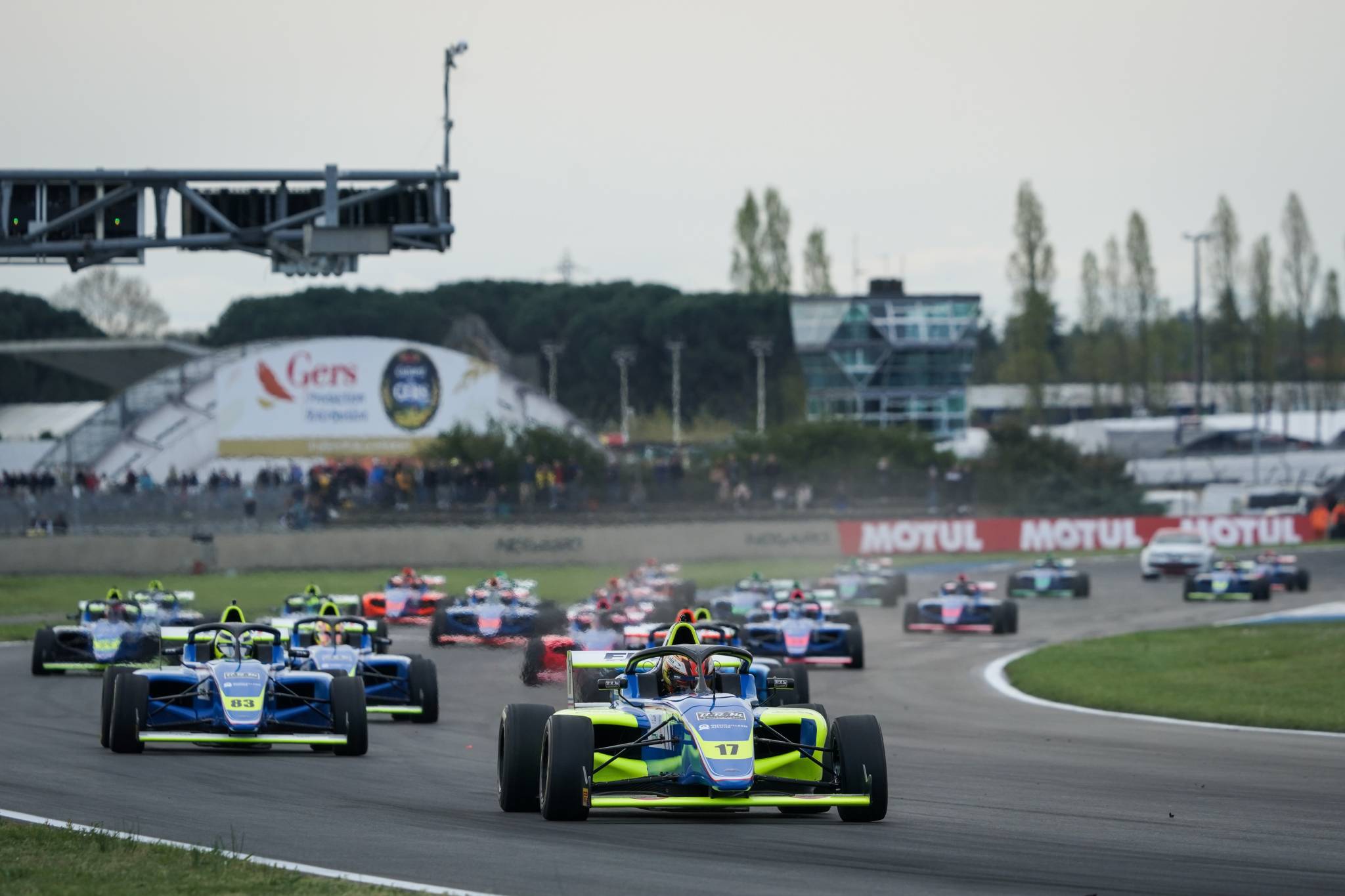F4 France: A Record 32-Car Ligier JS F422 Grid Kicks Off the 2026 ...